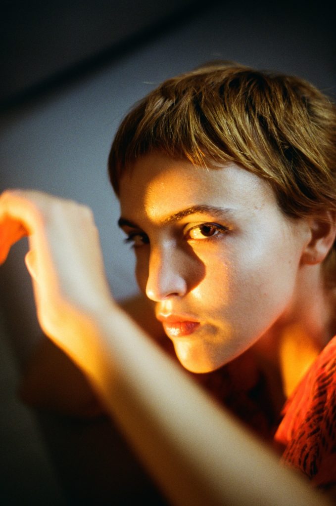 Dana Gavanski - Popup!